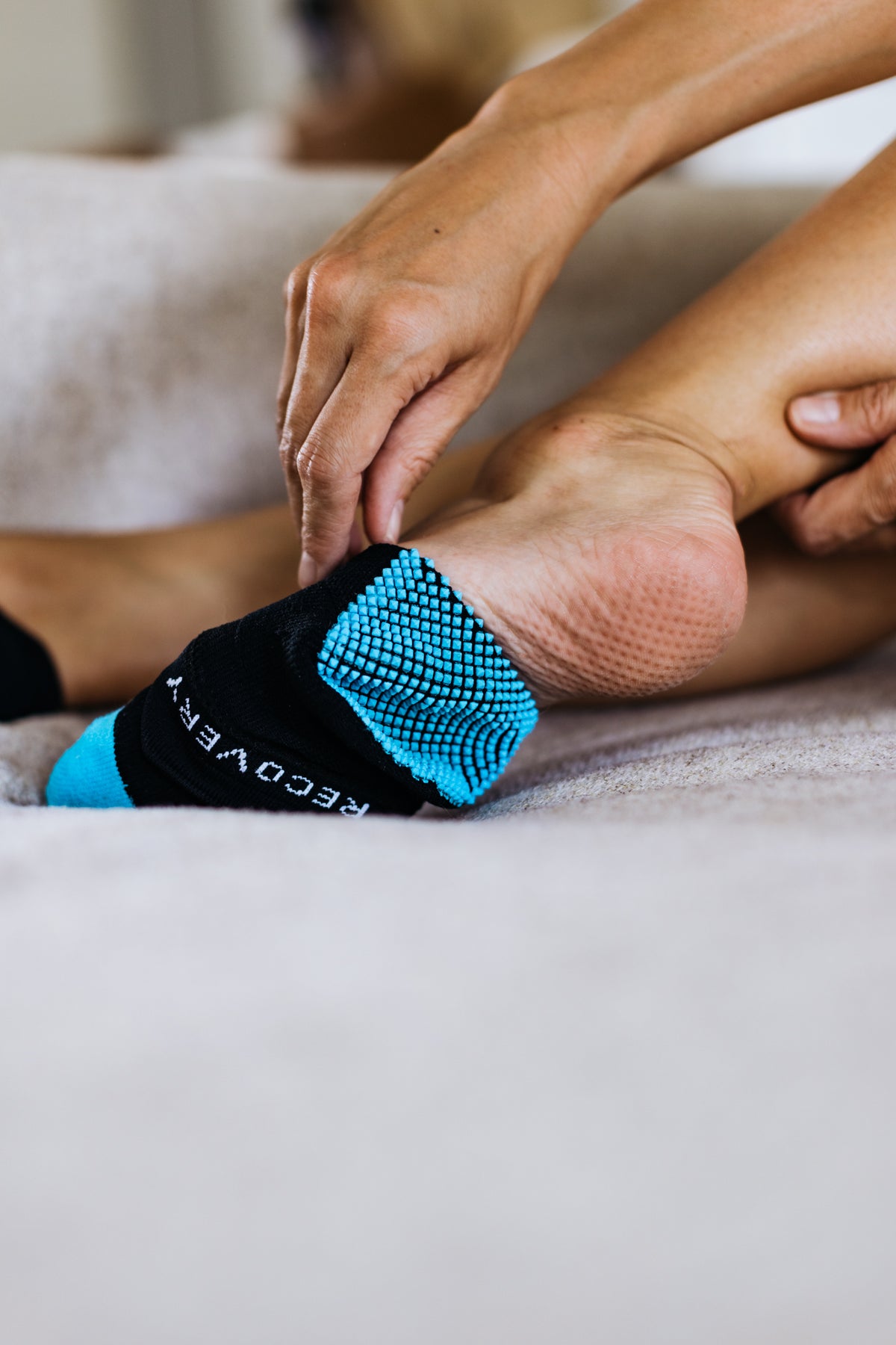 Socks with Stimulating Texture for Foot Strength and Awareness – Naboso ...